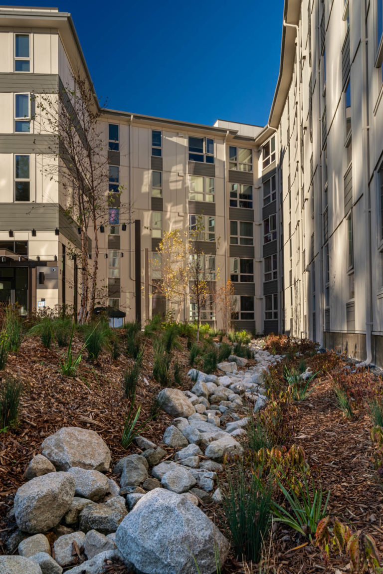 7000 Campus Livingat Shoreline Community College - Encore Architects